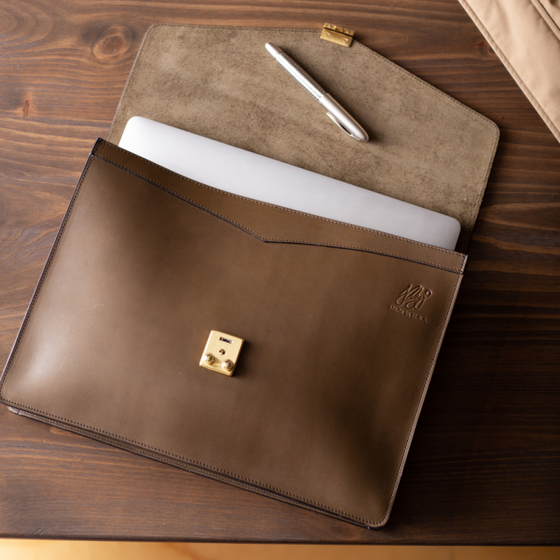 Handmade Leather Portfolios Crafted in America | Frank Clegg Leatherworks